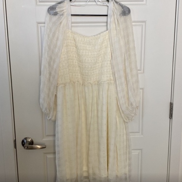 ARULA | Dresses | Nwt Arula Off White With Gold Checkered Sheer Long ...